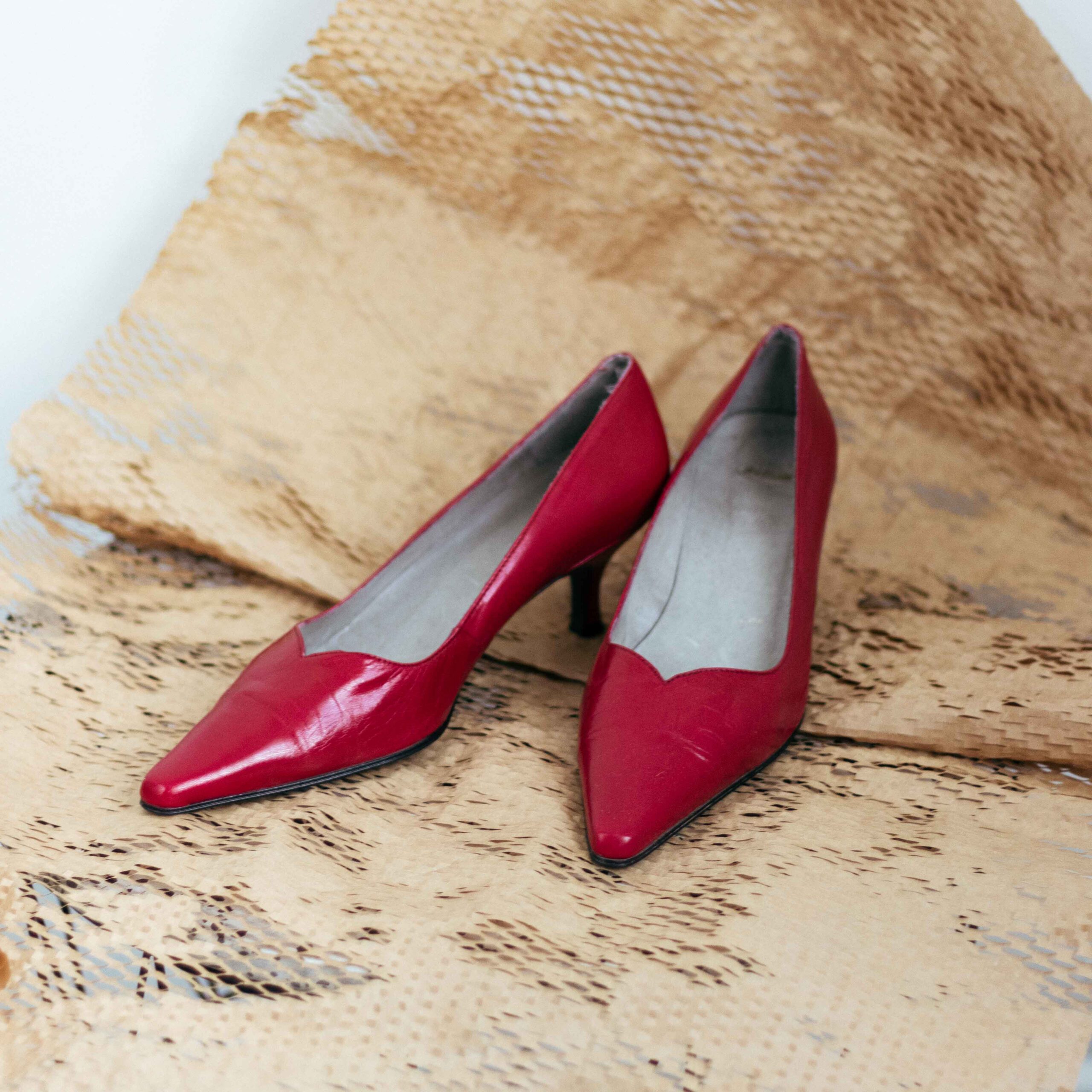 Roosapunased kingad - poeet.ee