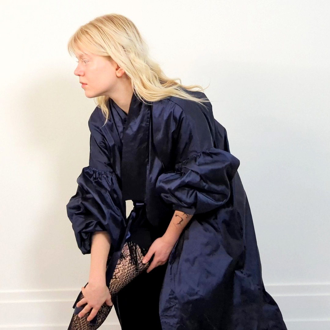 Siidist kimono "The Explorer" - poeet.ee